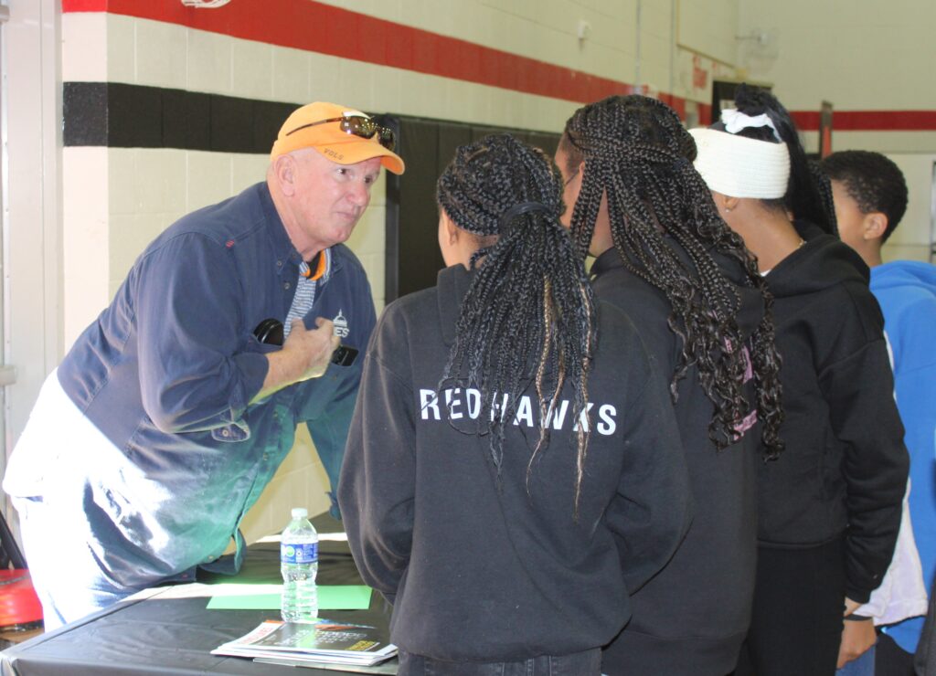 NES Employees help Metro Nashville students explore careers in the ...