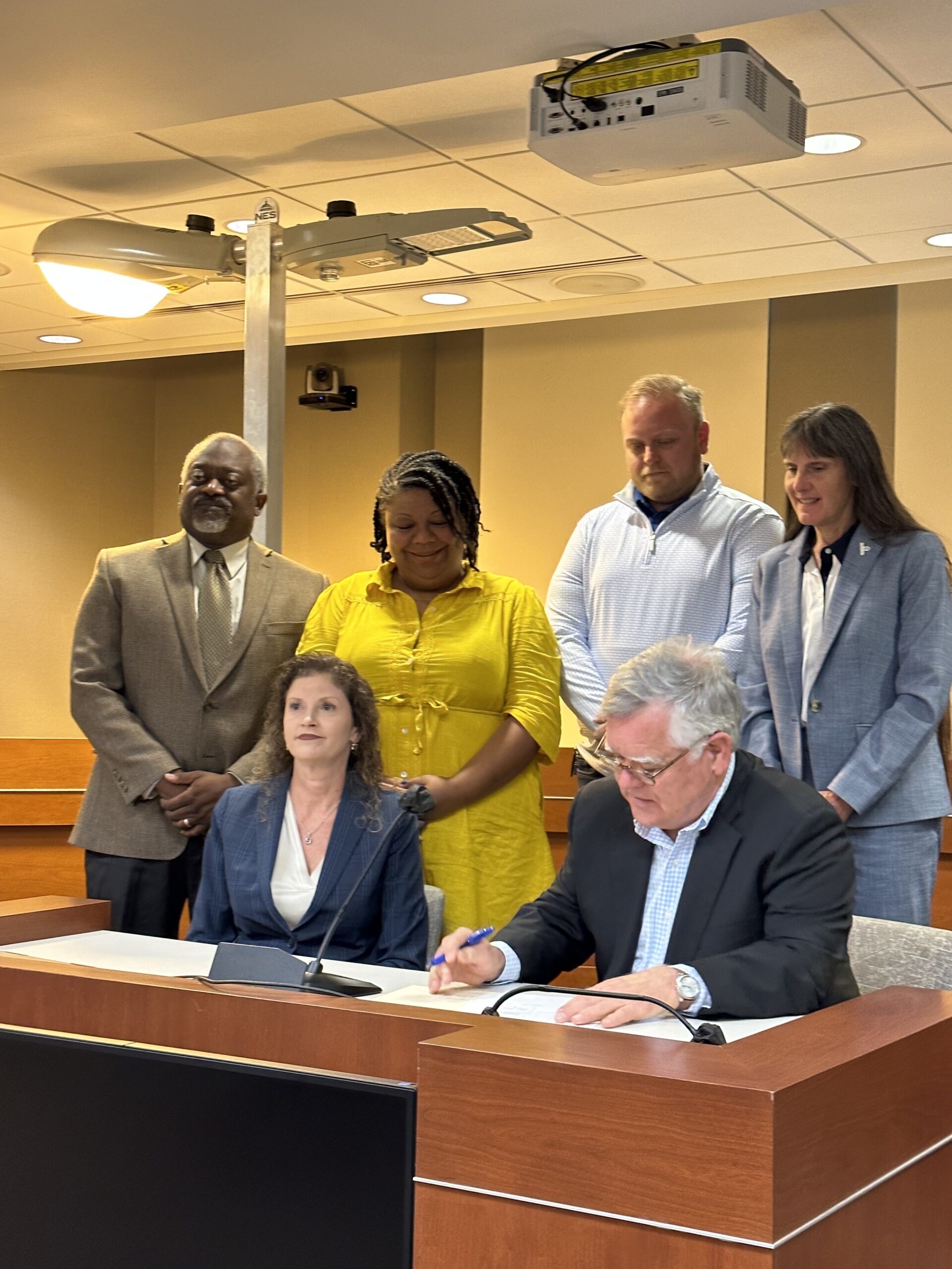 Nashville Mayor’s Office hosts LED Streetlight Presentation in ...